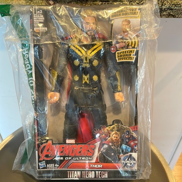 Marvel | Toys | New Marvel Avengers Age Of Ultron Titan Hero Tech Thor ...